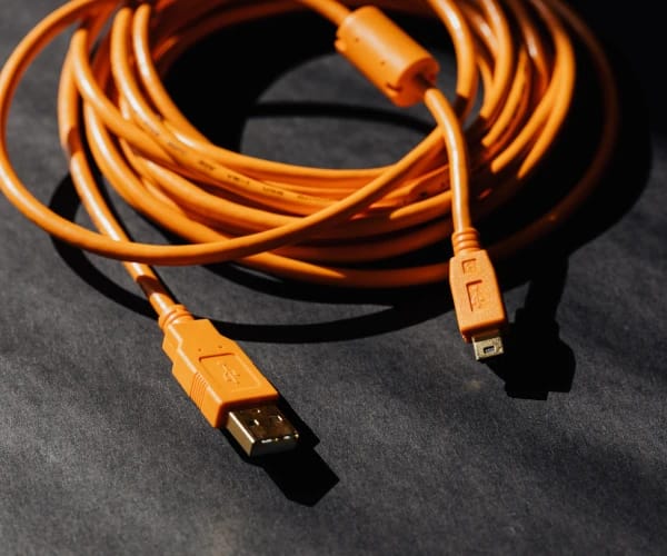 How to Troubleshoot Common Problems With Data Cable Installation